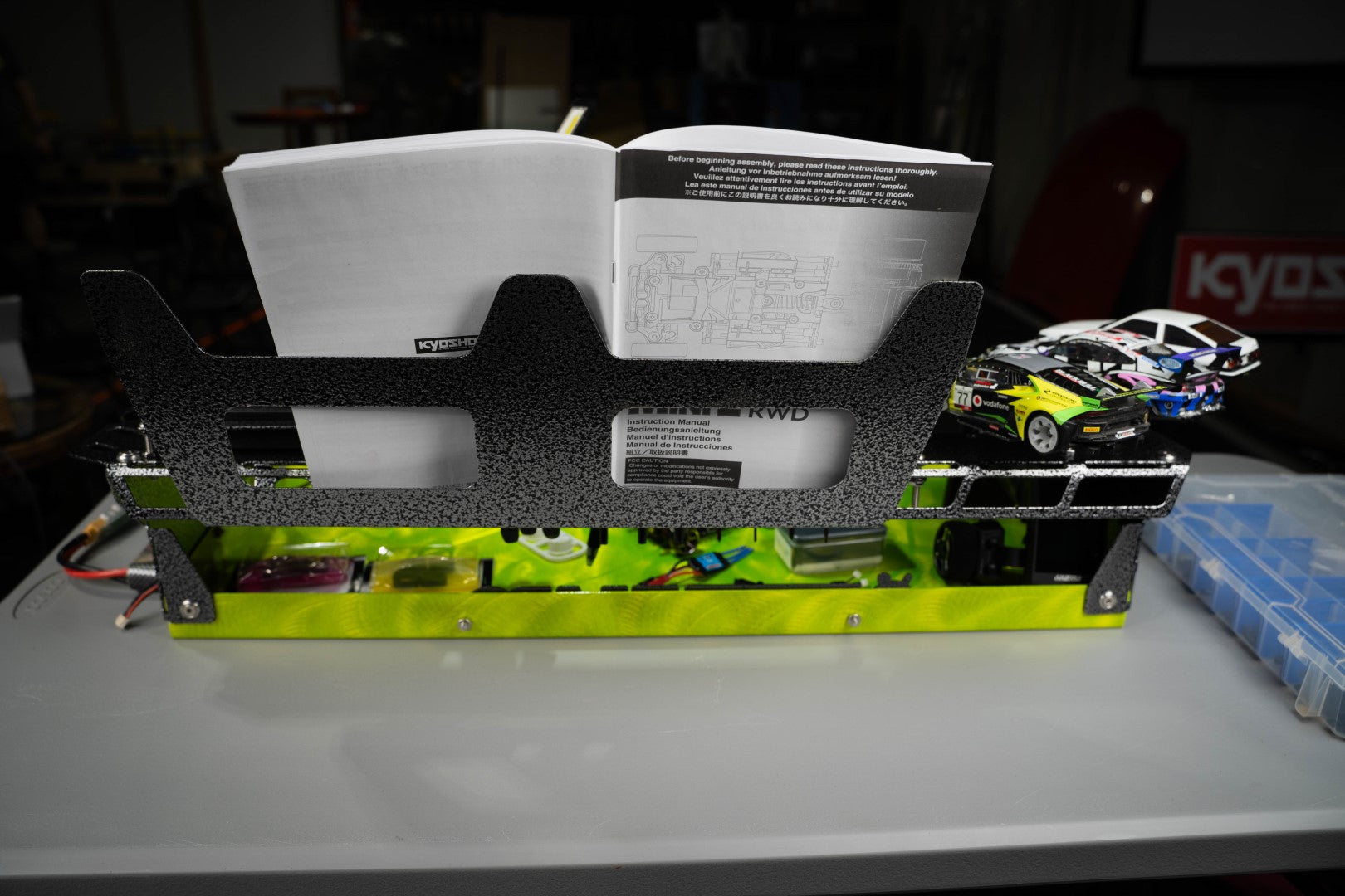 Field Bench - 1/28 Scale RC Pit Workstation for Kyosho Mini Z and Simi ...