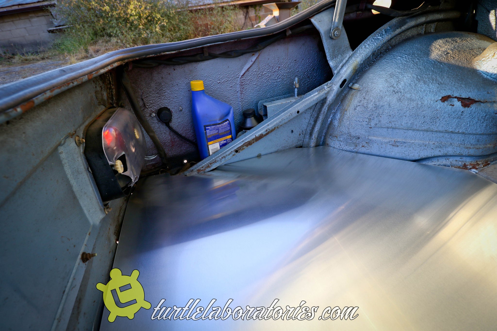 BMW 2002 Aluminum Trunk Panels – Turtle Laboratories