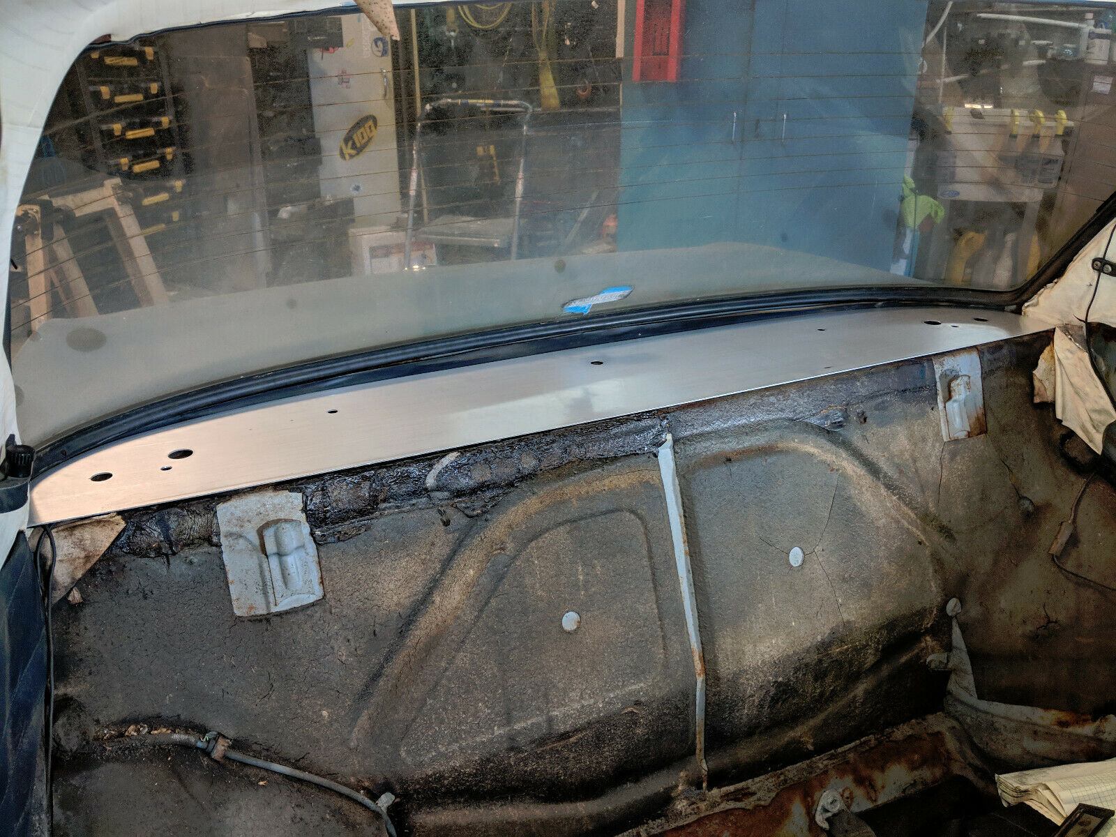 BMW E10 2002 Rear Shelf Aluminum – Turtle Laboratories